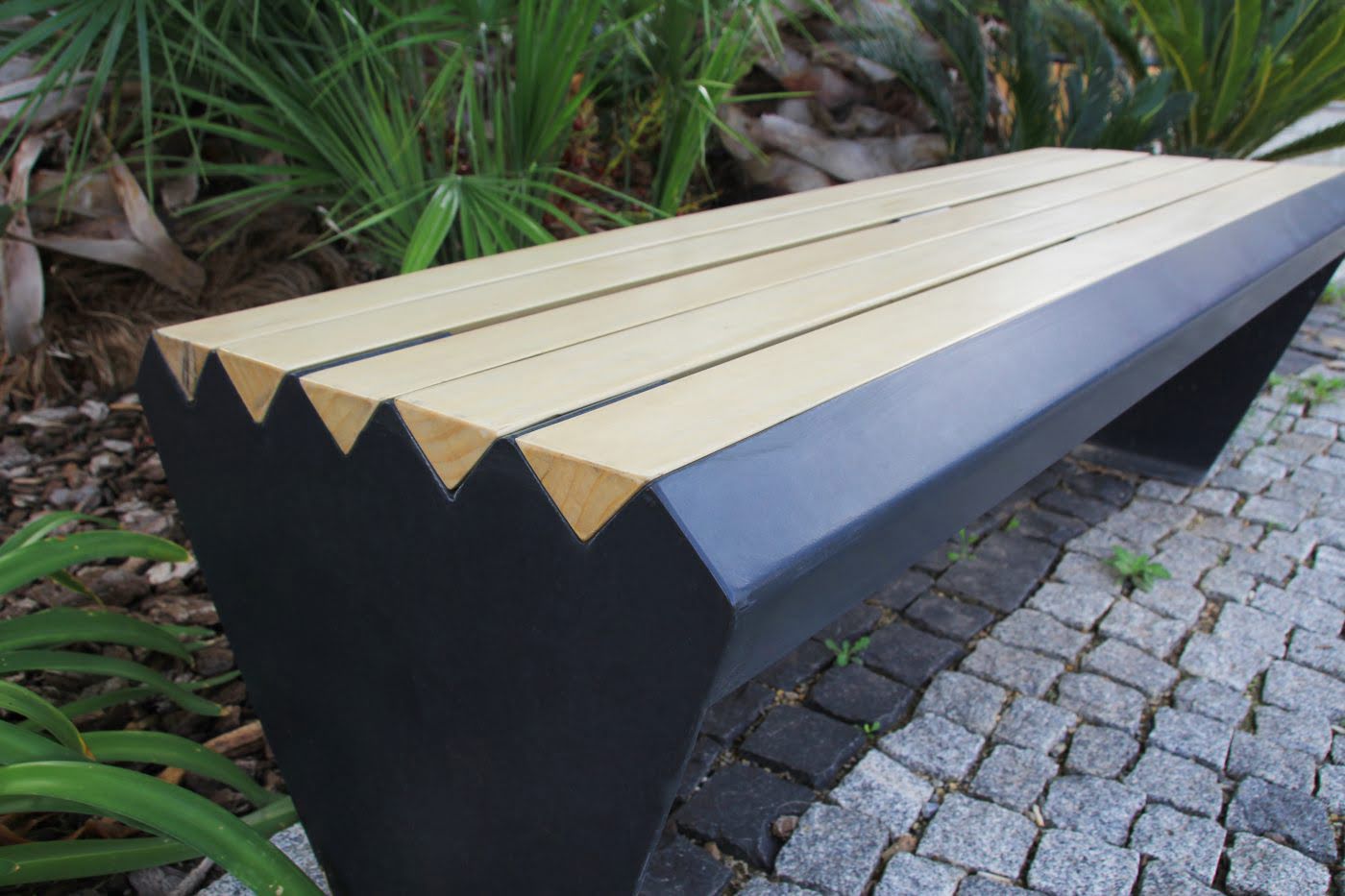 Delta Standard Bench - Active Discovery