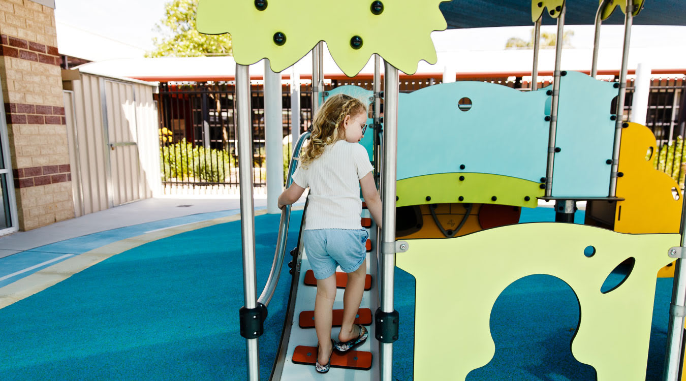 Altone Park Recreation Centre Playgound - Active Discovery