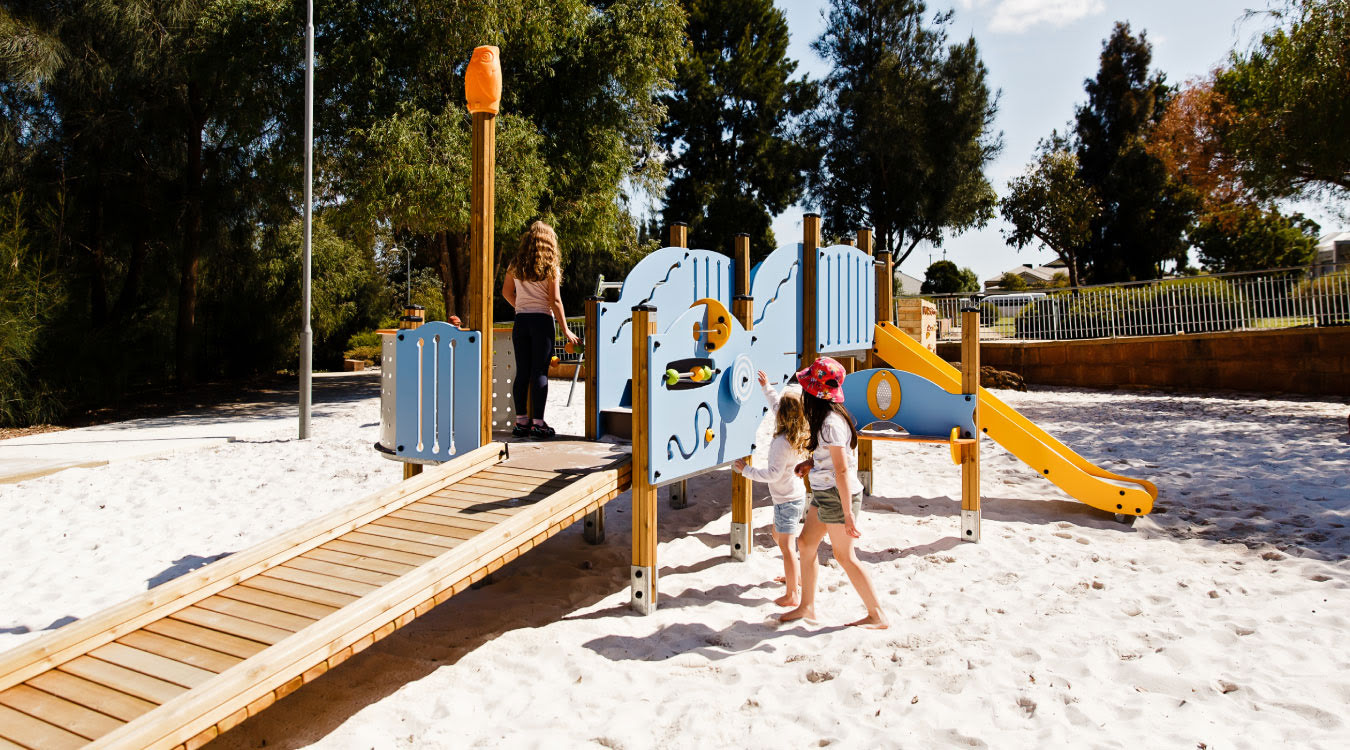 Grassdale Wetland Playground - Active Discovery