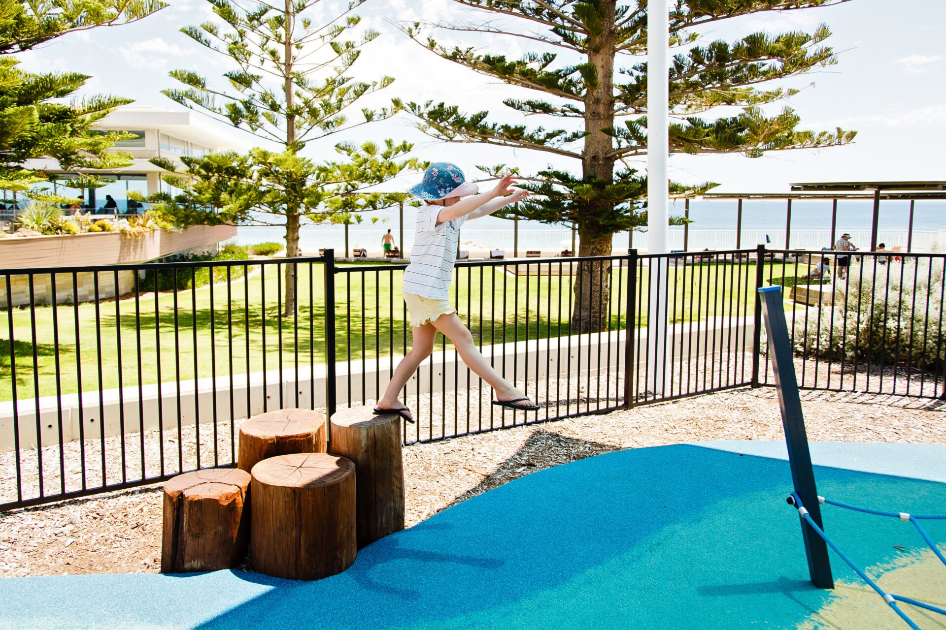 City Beach Commercial Playground - Active Discovery