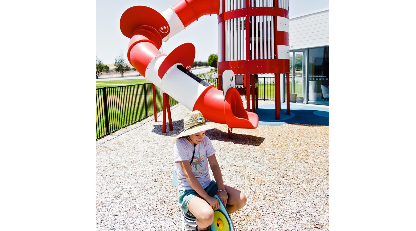 Amberton Beach Sales Office Playspace - Active Discovery